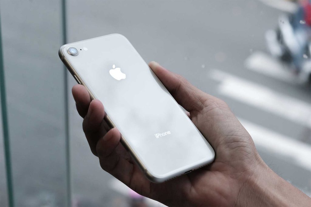 Best iPhone 8 Price in UAE | iPhone 8 | PLUGnPOINT